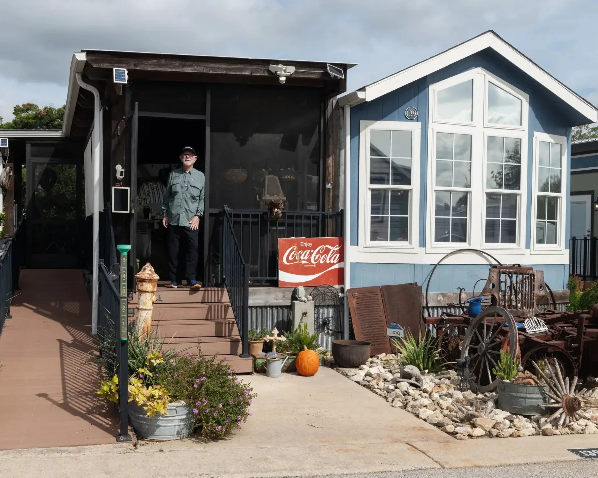 Eli Durst photographs "Can a Big Village Full of Tiny Homes Ease ...